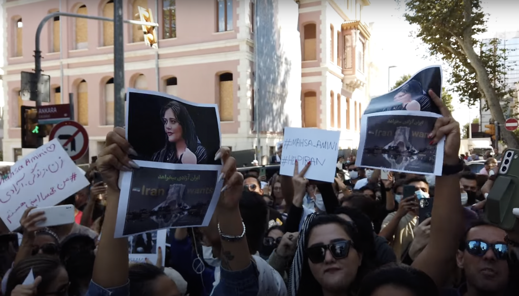 Protests bordering on revolution in Iran